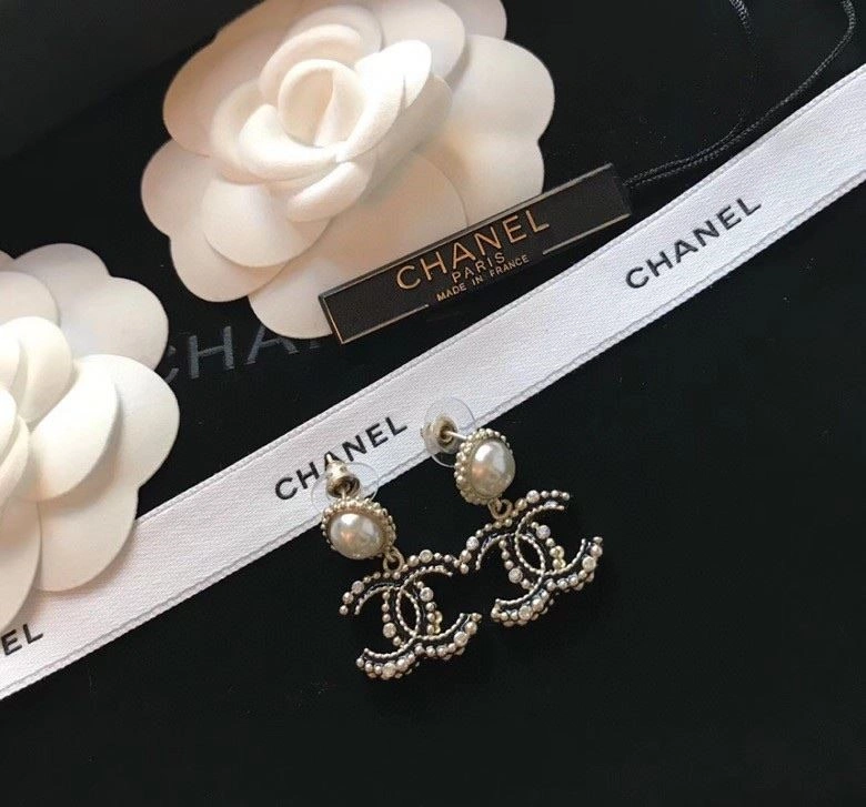 Brand-authenticated Chanel Earrings