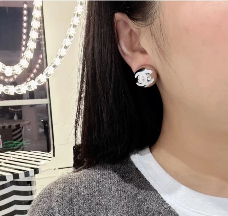 Accurate model Chanel Earrings