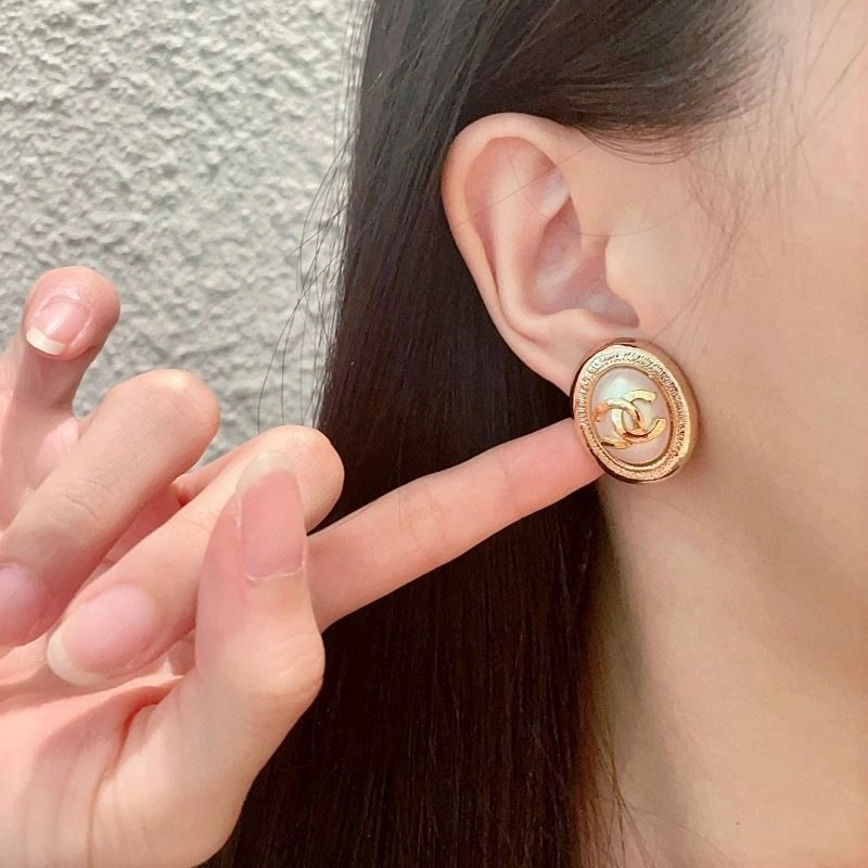 Accurate model Chanel Earrings