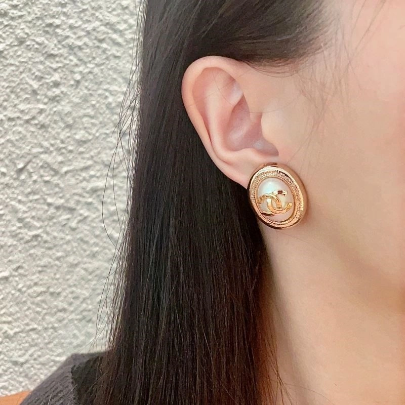 Accurate model Chanel Earrings