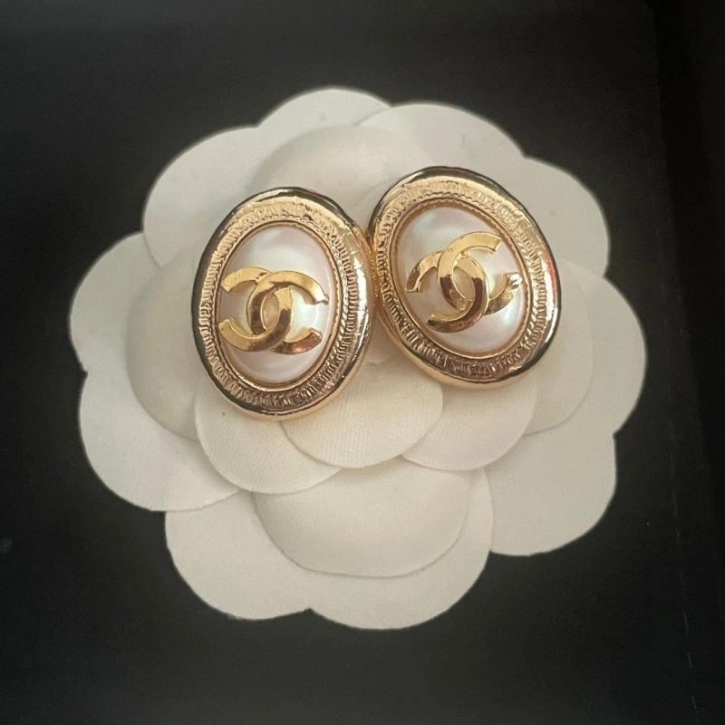 Accurate model Chanel Earrings