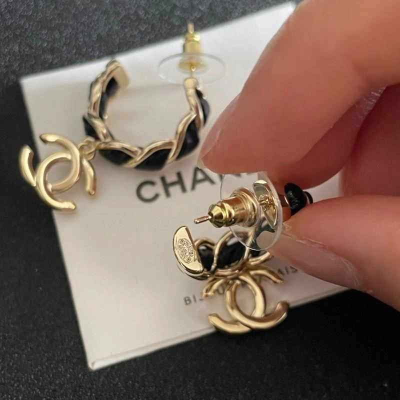 Accurate model Chanel Earrings