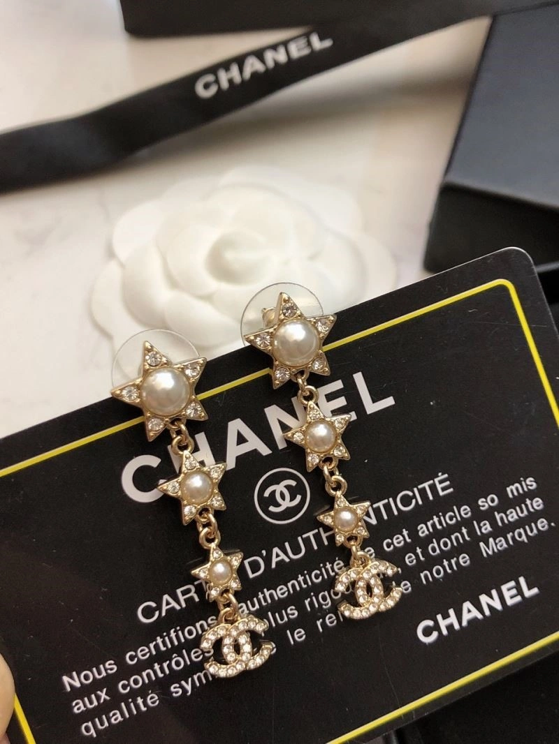 Top match Chanel Earrings