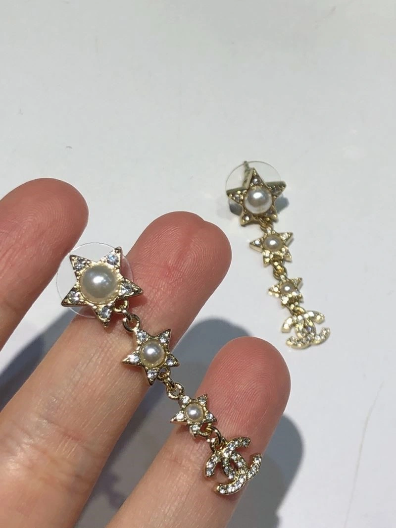 Top match Chanel Earrings