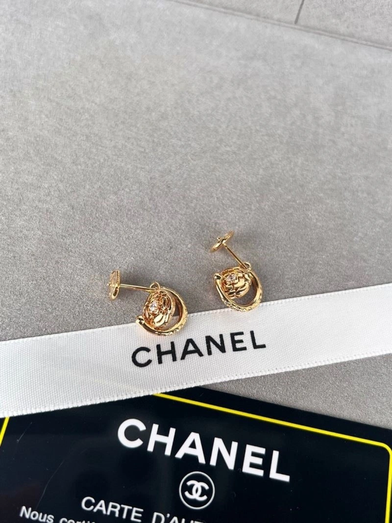 Top match Chanel Earrings