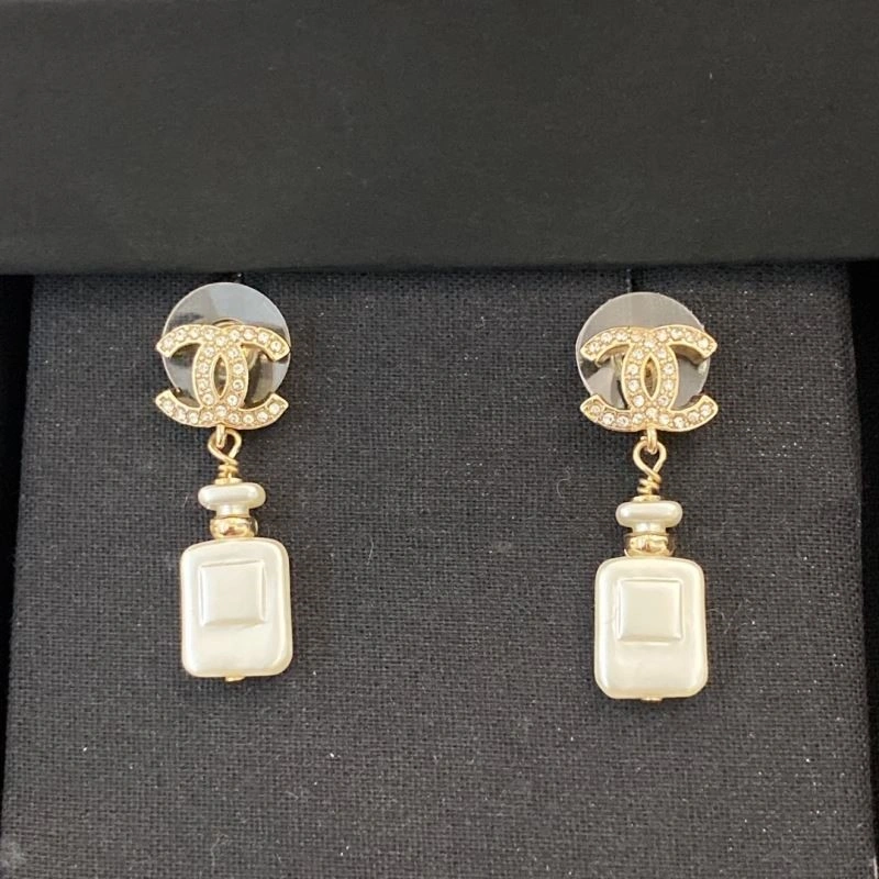 High accuracy Chanel Earrings