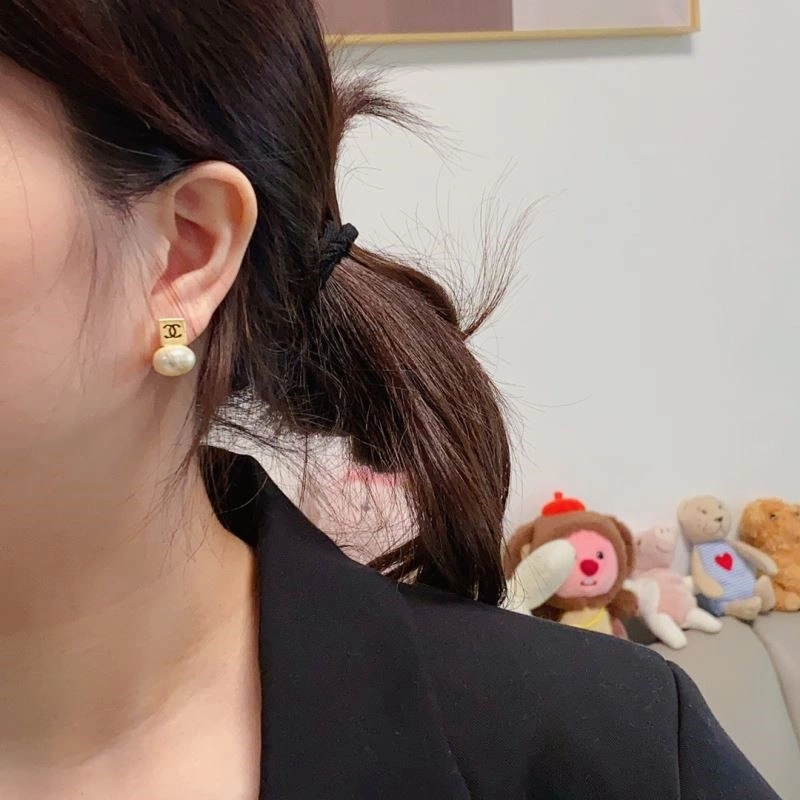Exact replica Chanel Earrings