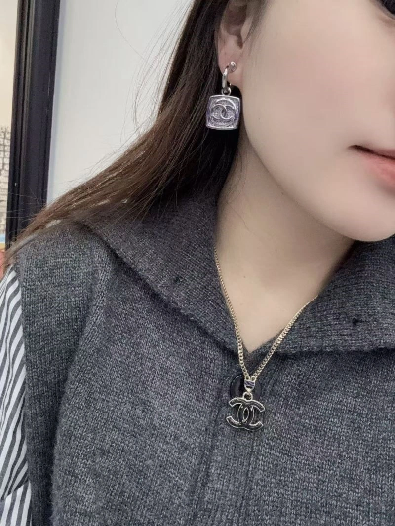 Exact replica Chanel Earrings