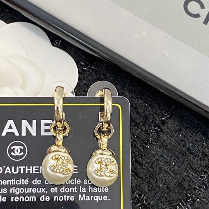 Low-cost Chanel Earrings