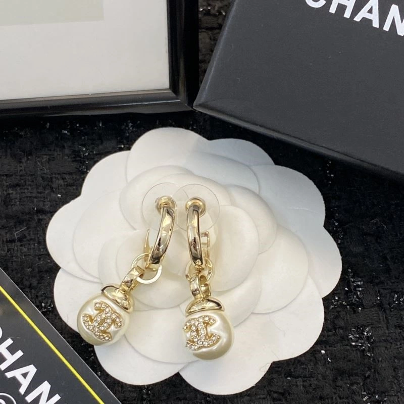 Low-cost Chanel Earrings