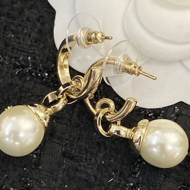 Low-cost Chanel Earrings