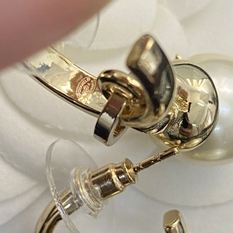 Low-cost Chanel Earrings