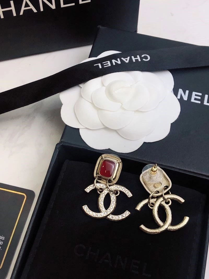 Top match Chanel Earrings