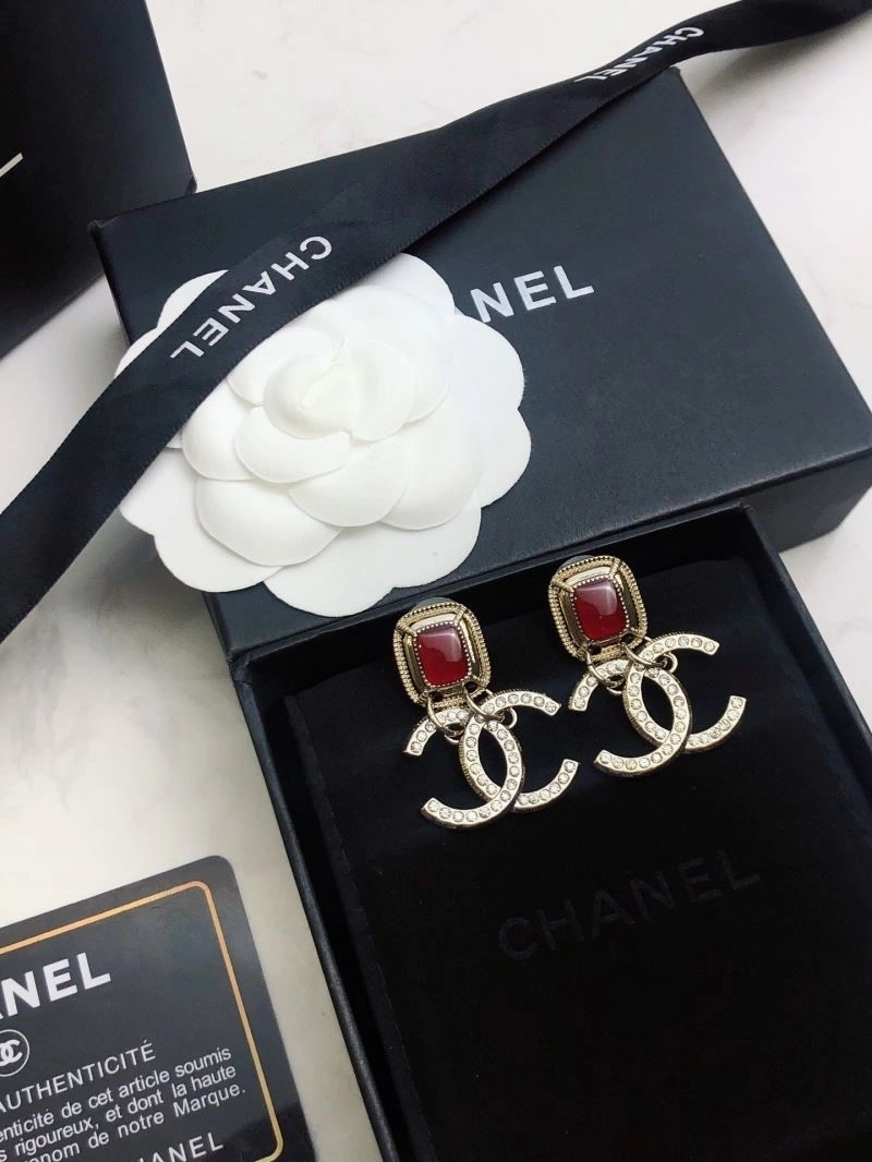 Top match Chanel Earrings