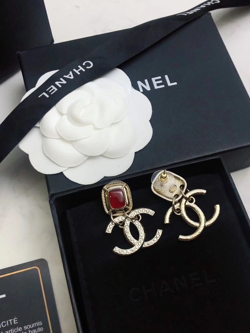 Top match Chanel Earrings