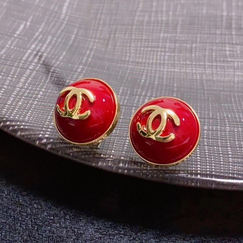 Top match Chanel Earrings