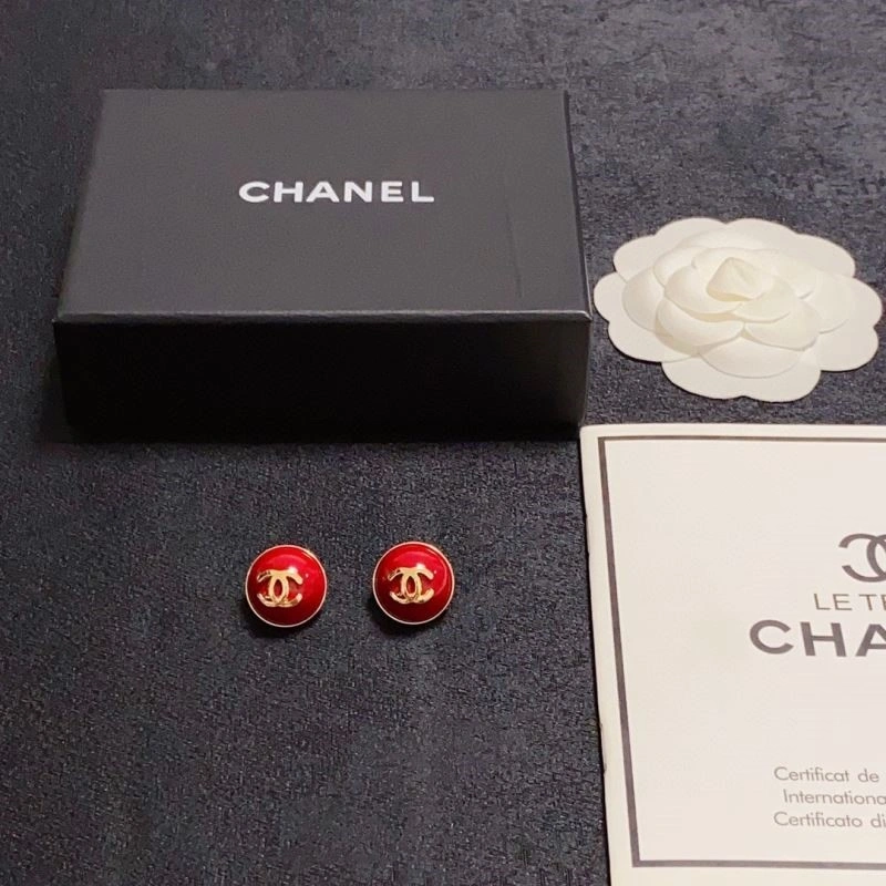 Top match Chanel Earrings