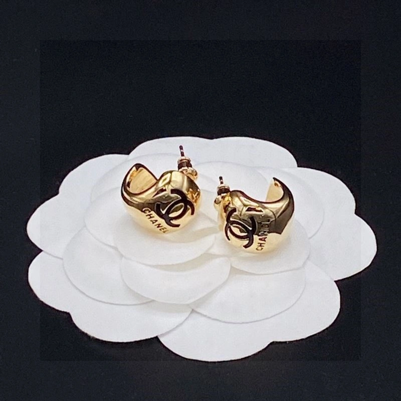 High accuracy Chanel Earrings