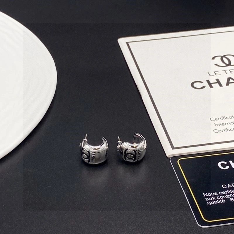 High accuracy Chanel Earrings