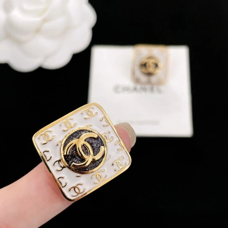 High accuracy Chanel Earrings