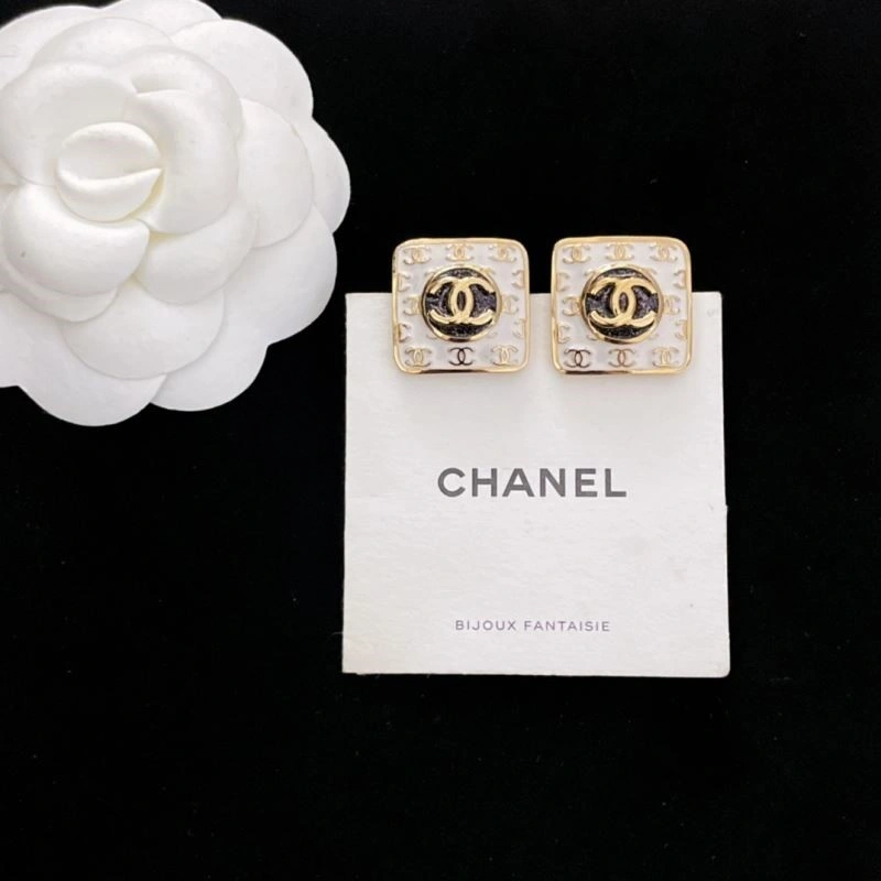 High accuracy Chanel Earrings