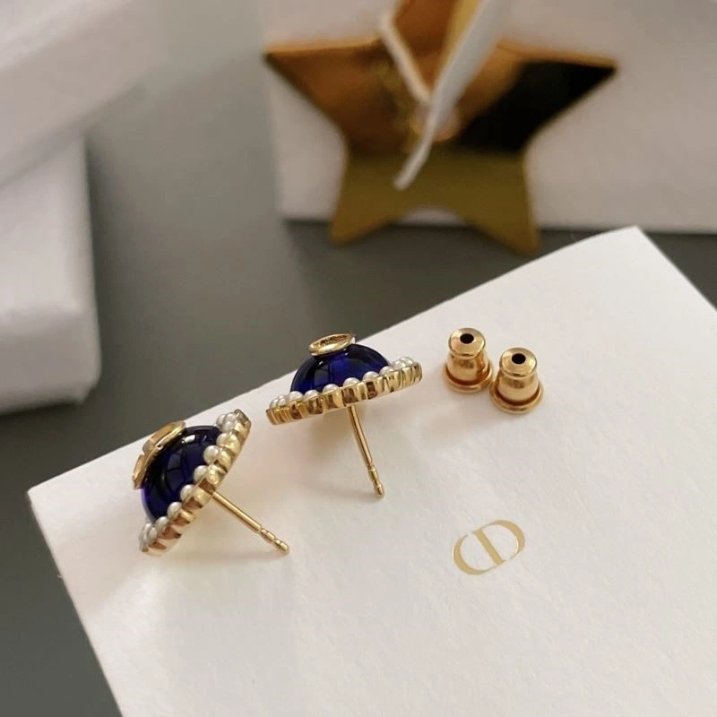 Accurate model Chanel Earrings