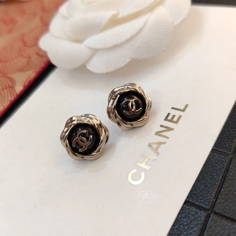 Top match Chanel Earrings