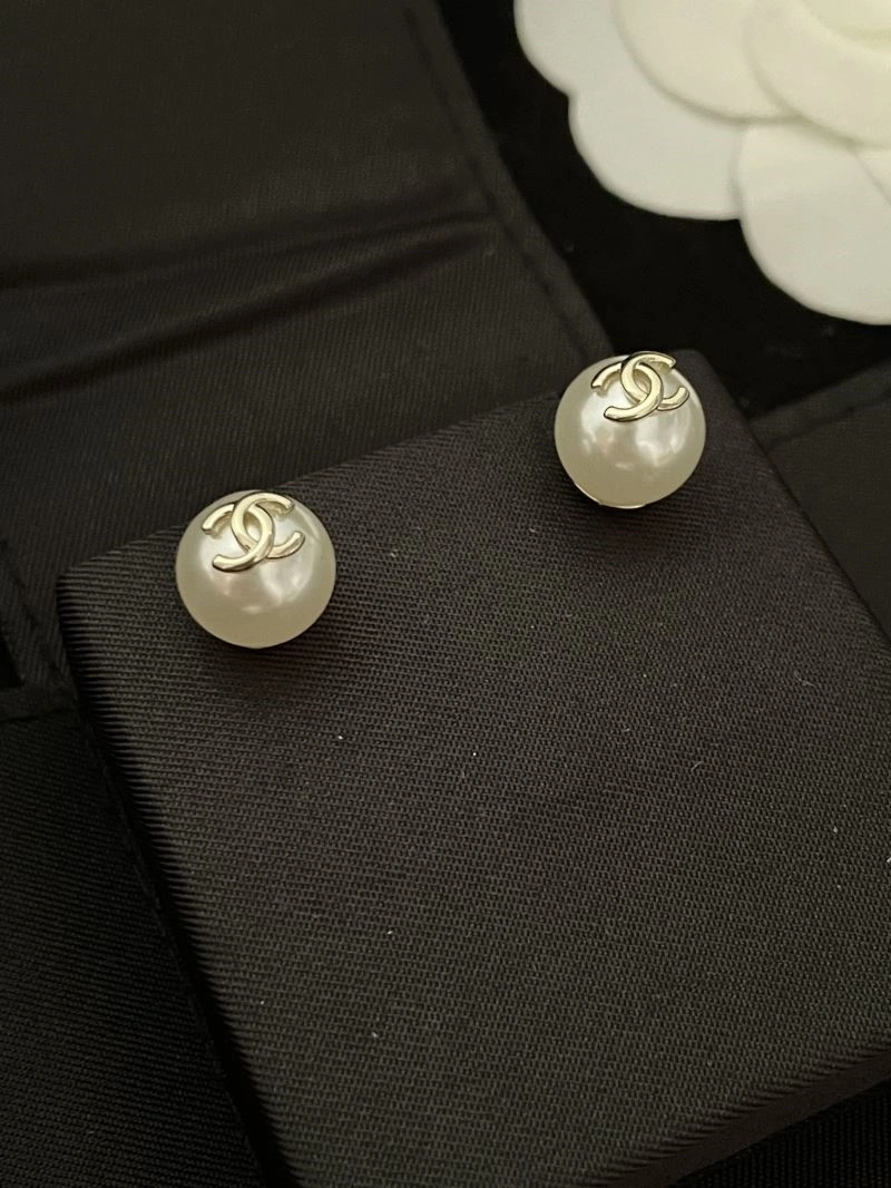 Discounted Chanel Earrings