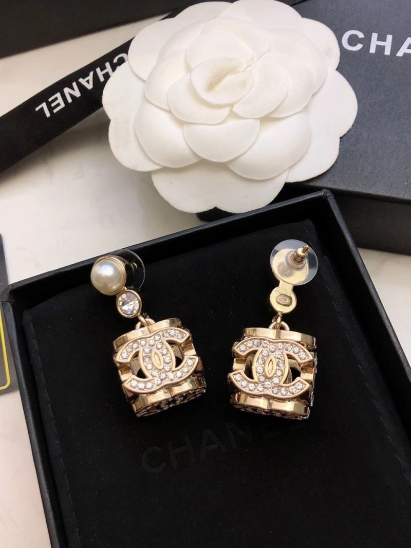 Low-cost Chanel Earrings