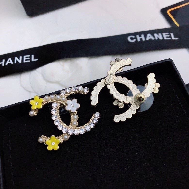 High fidelity Chanel Earrings