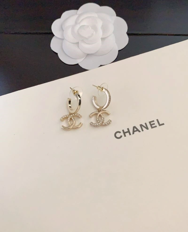 Top mirror Chanel Earrings
