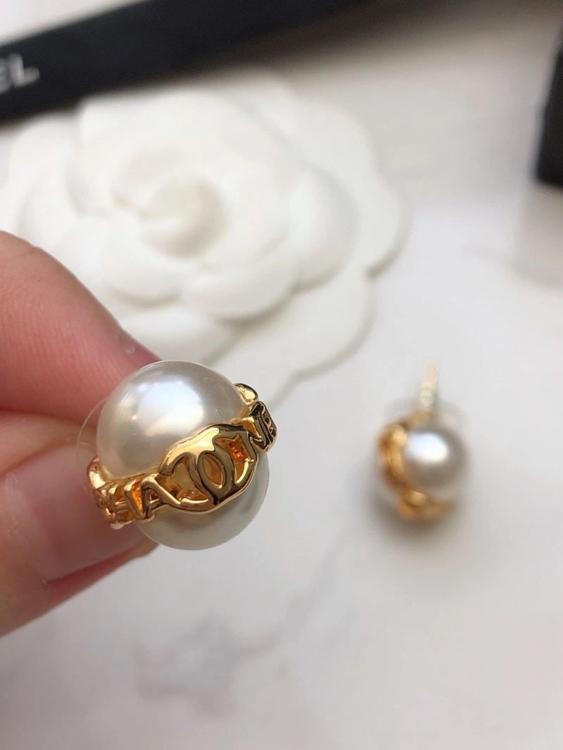 High fidelity Chanel Earrings