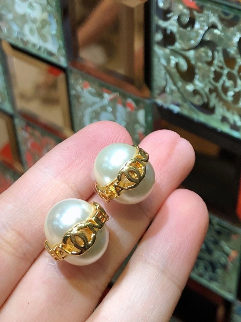 High fidelity Chanel Earrings