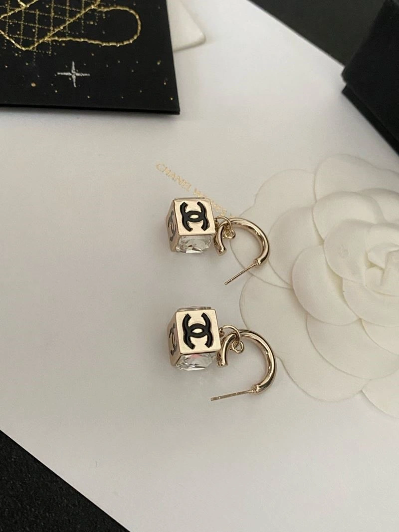 Low-cost Chanel Earrings