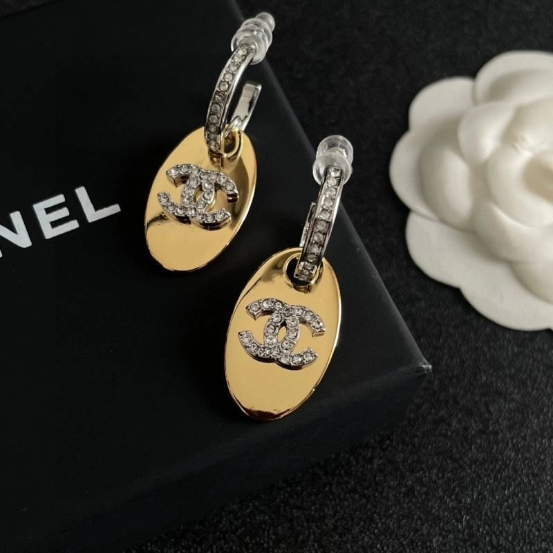Top mirror Chanel Earrings