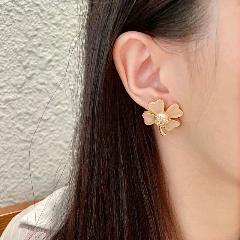 Low-cost Chanel Earrings