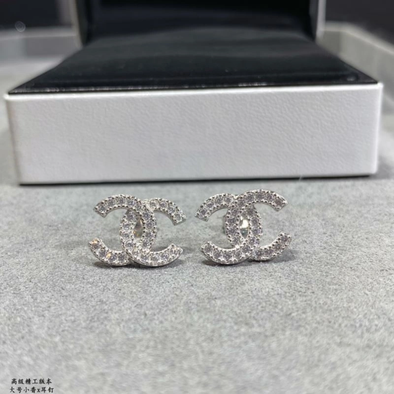 Accurate model Chanel Earrings
