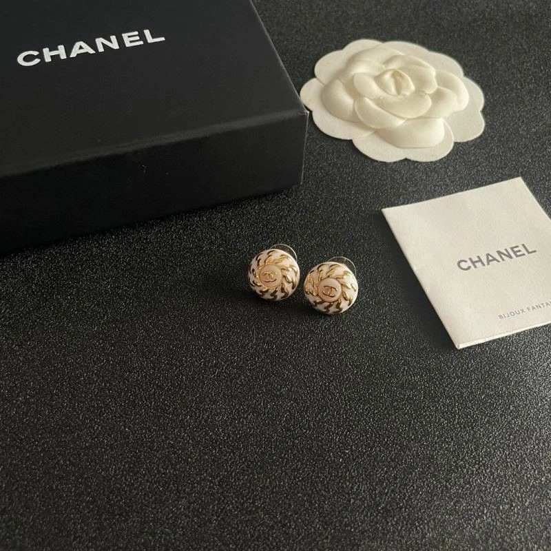 Top mirror Chanel Earrings