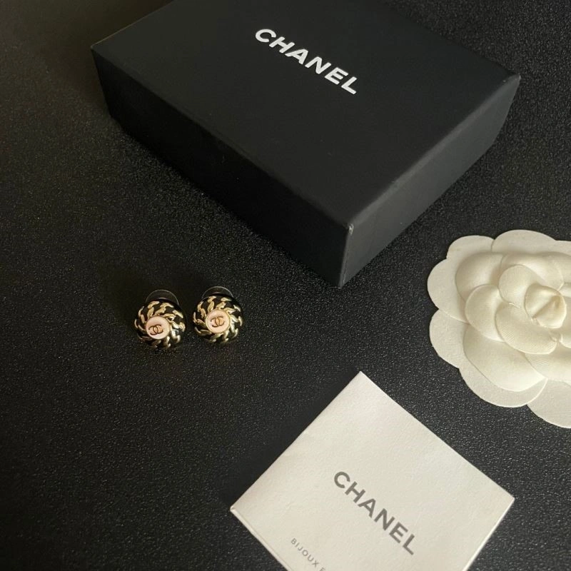 Low-cost Chanel Earrings