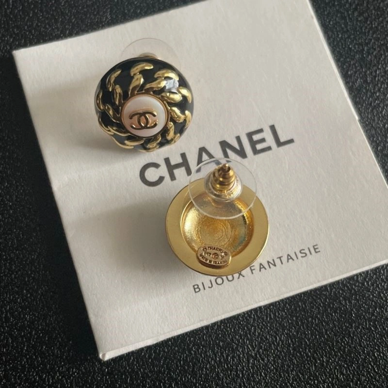 Low-cost Chanel Earrings