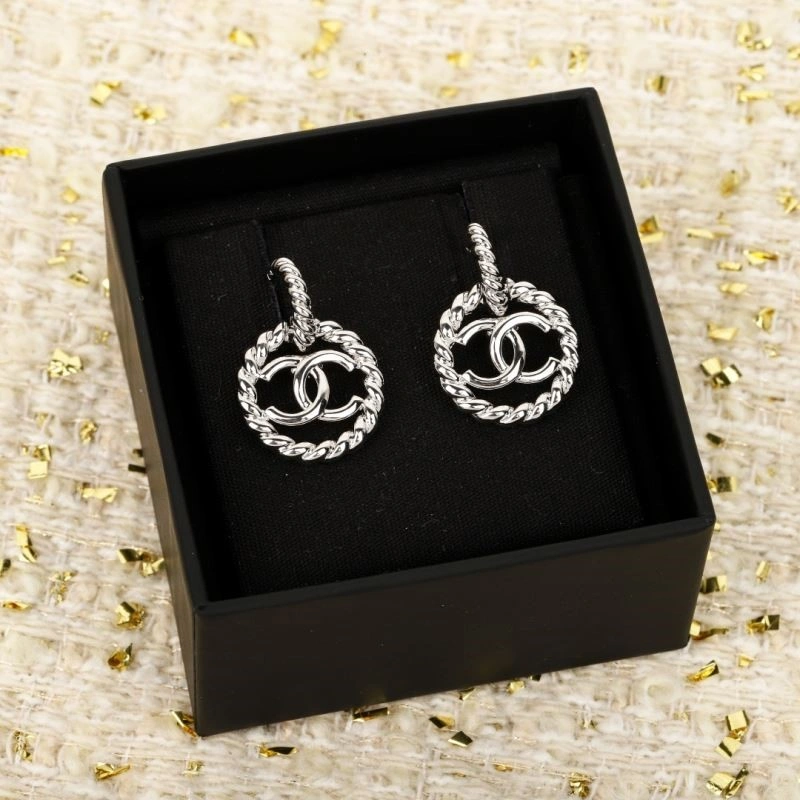 High accuracy Chanel Earrings