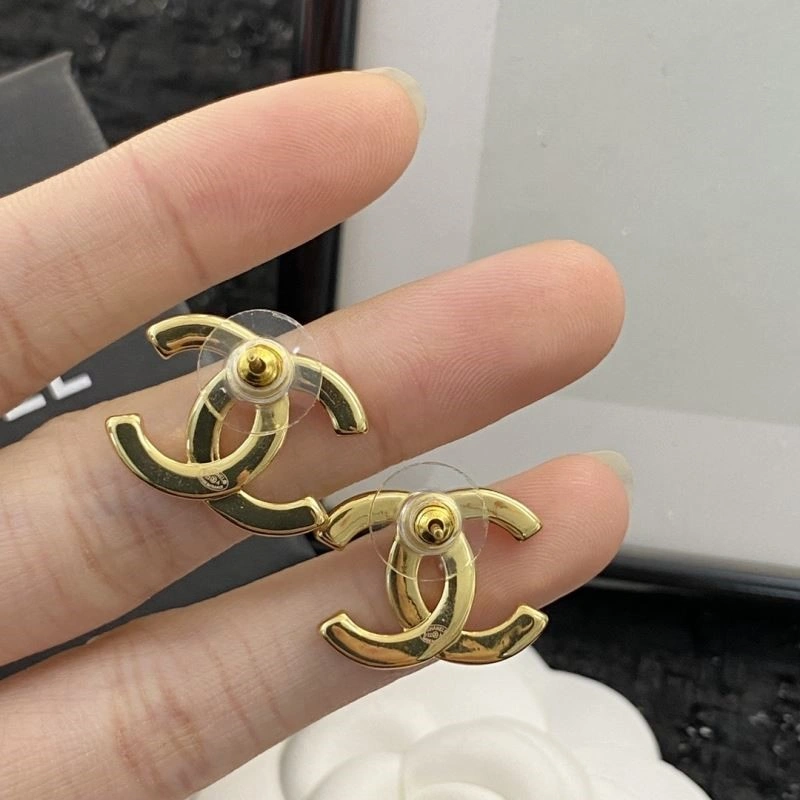 Top mirror Chanel Earrings