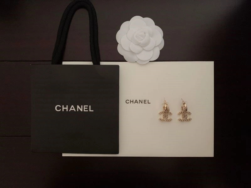 High accuracy Chanel Earrings