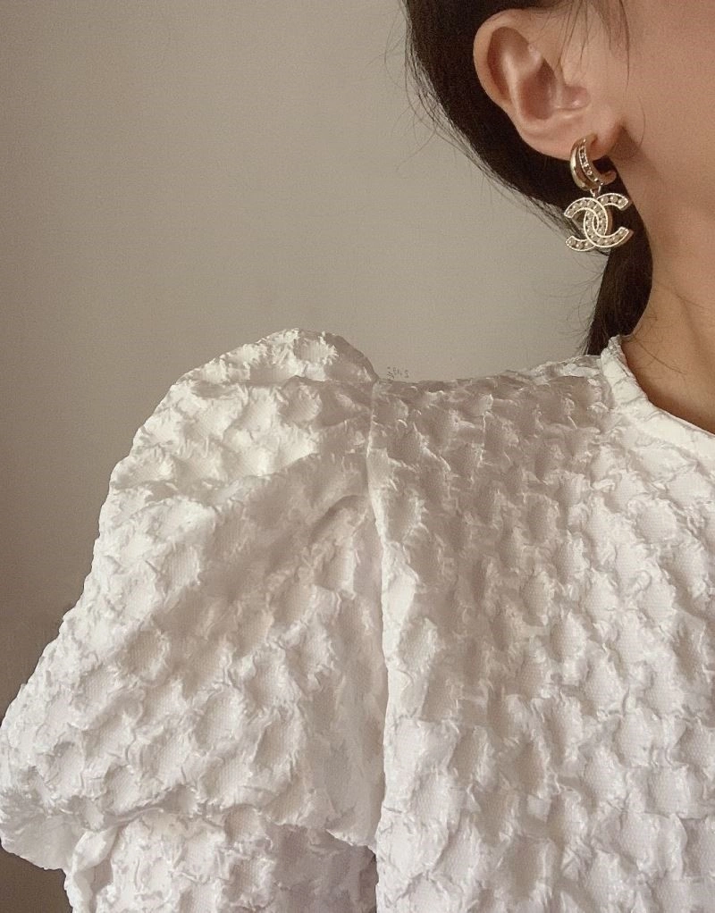 High accuracy Chanel Earrings