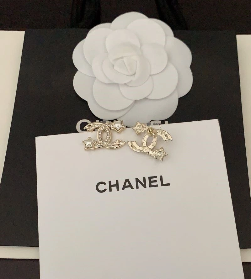 Top mirror Chanel Earrings