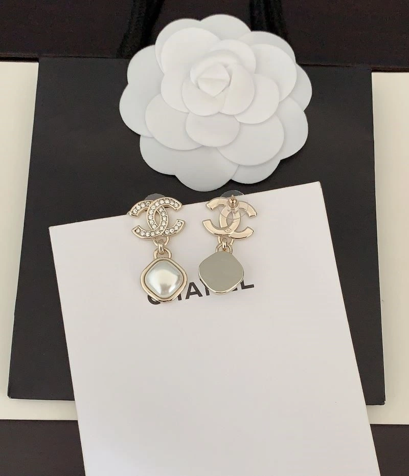 Accurate model Chanel Earrings