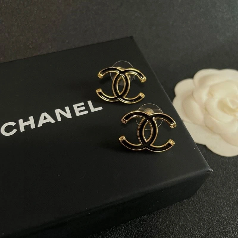 Top mirror Chanel Earrings