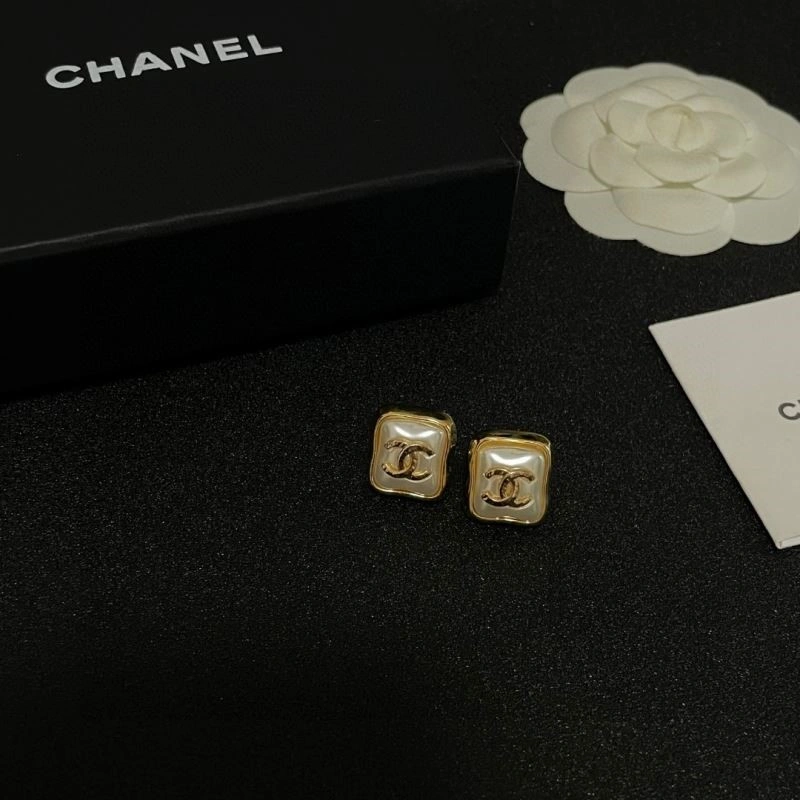 High fidelity Chanel Earrings