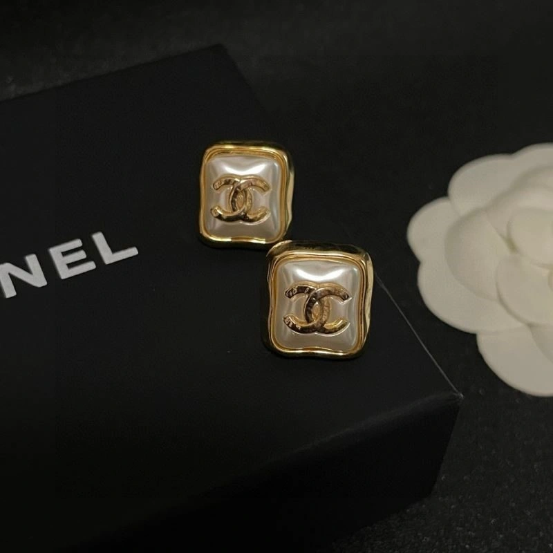 High fidelity Chanel Earrings