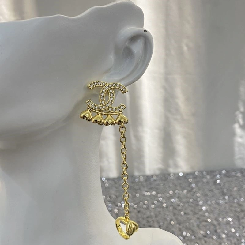 Top mirror Chanel Earrings